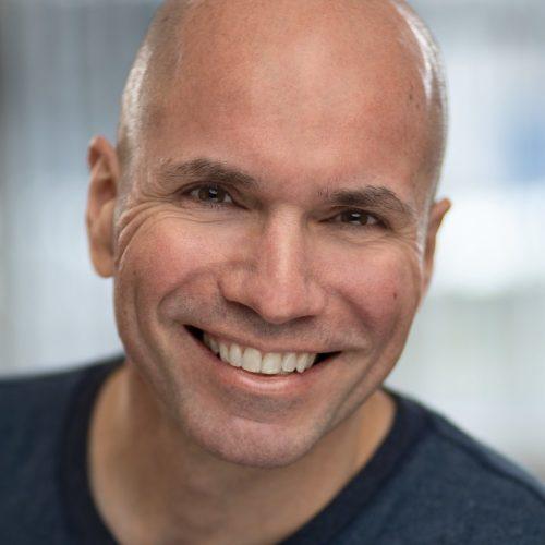 Frank R. | Dublador Inglês (canadense) | Criadores de voz