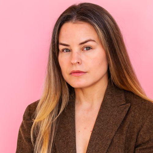 Sarah K. | English (American) voice actor | Voice Crafters